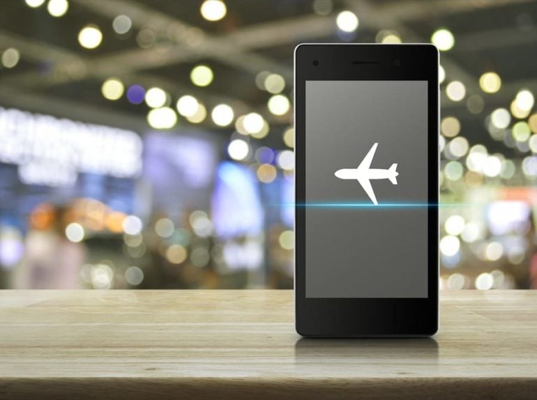What is Airplane Mode and When Should You Use It? - The Plug - HelloTech