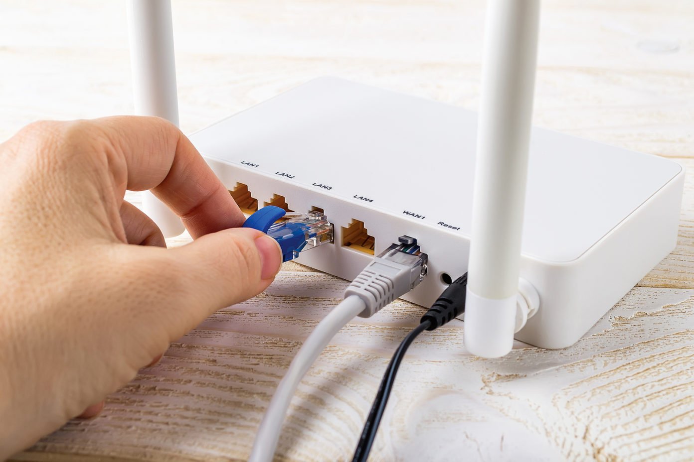 Where To Plug Ethernet Cable Into Router Where To Plug Ethernet Cable Into Router