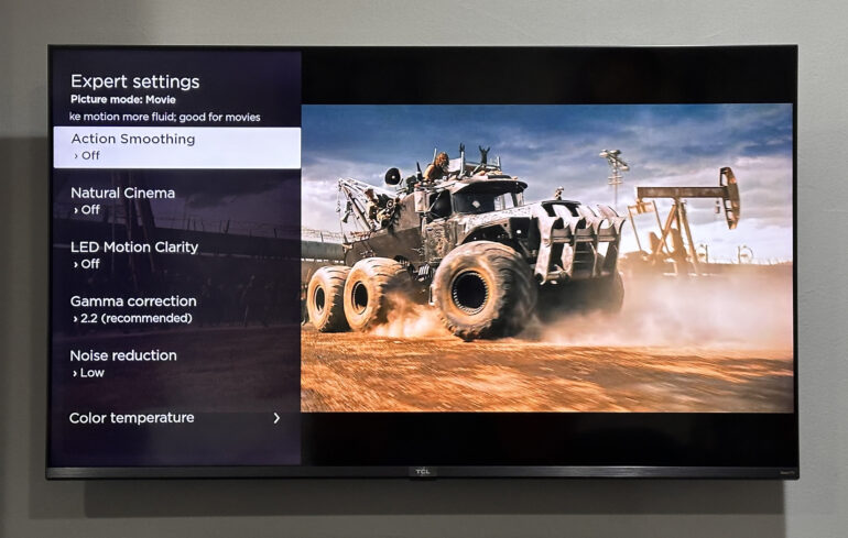 What Is Motion Smoothing (and How To Turn It Off) - The Plug - HelloTech